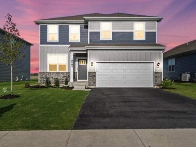 Morse Pl, Crown Point, Home For Sale