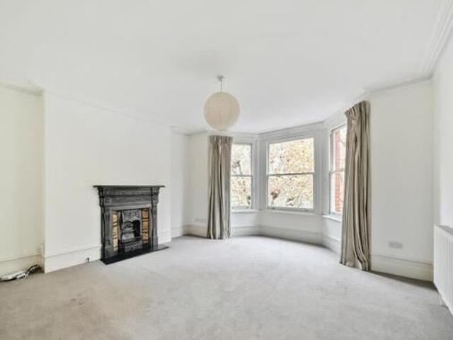 Morshead Road, London, 3 Bedroom Flat