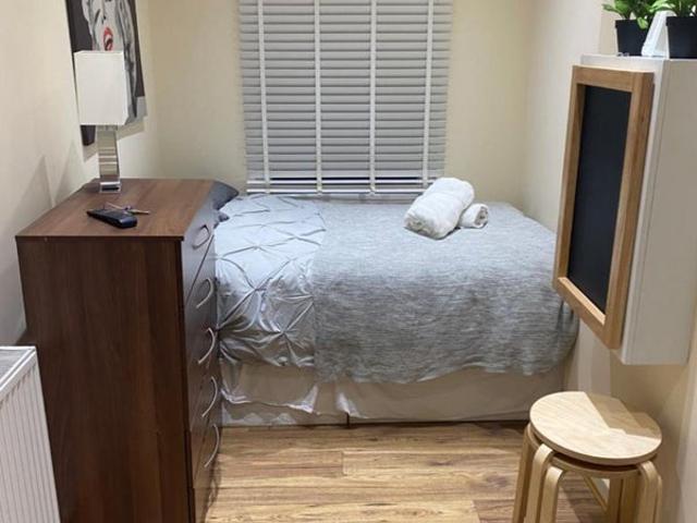 Most Bills Included Cosy Studio in Willesden Green