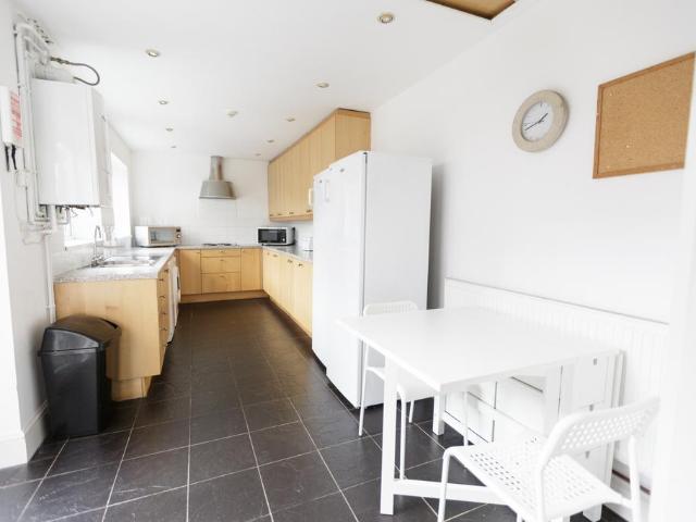 Mostyn Road Copy, Edgbaston B16 5 bed house to rent £2,720 pcm £628 pw