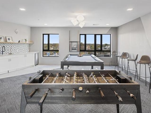 Mosaic 1 Bedroom Condo for Rent at 75 Baldwin St, Lynn, MA 01902