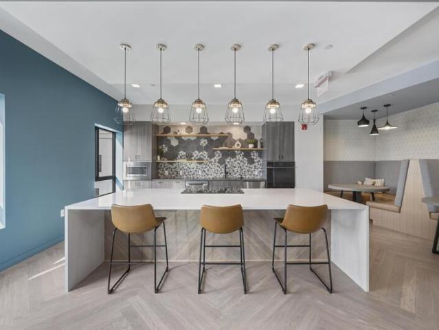 Mosaic 1 Bedroom Condo for Rent at 75 Baldwin St, Lynn, MA 01902