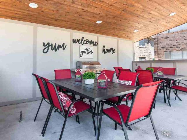 Mosaic Apartments 1 Bedroom Apartment for Rent at 2570 Sweetgum Ln, Beaumont, TX 77703