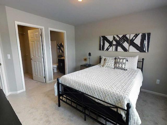 Mosaic of Auburn Hills 2 Bedroom Apartment for Rent at 3331 Antigua Dr, Auburn Hills, MI 48326 Auburn Hills