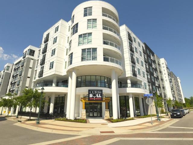 Mosaic Summit Pointe 1 Bedroom Apartment for Rent at 640 Belaire Ave, Chesapeake, VA 23320 Greenbrier East