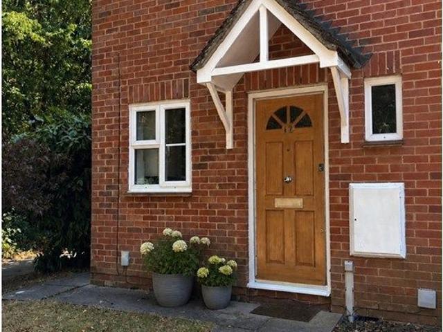 Mosbach Gardens, Brentwood CM13, 2 bed end terrace house to rent, £1,800 pcm | PrimeLocation