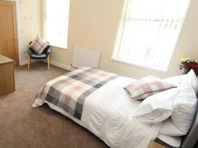 Moscow Drive, Liverpool, L13 7DL, United Kingdom | 7 bed house for rent #166172825 | Rentberry