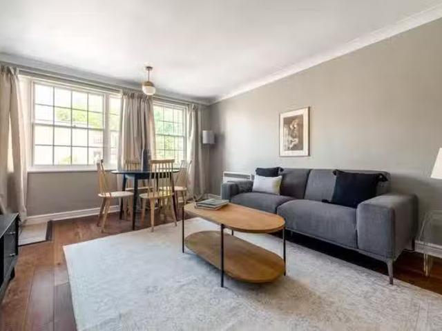 Moscow Road, Bayswater 1 Bedroom 1 Bath