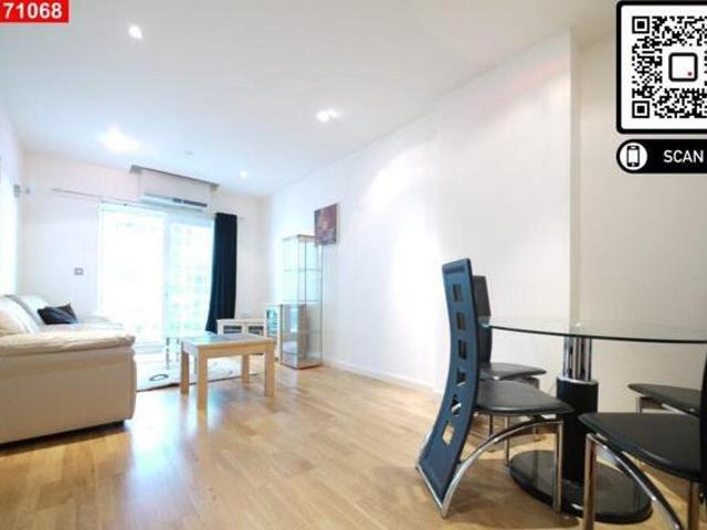 Moscow Road, Bayswater, 2 Bedroom Flat