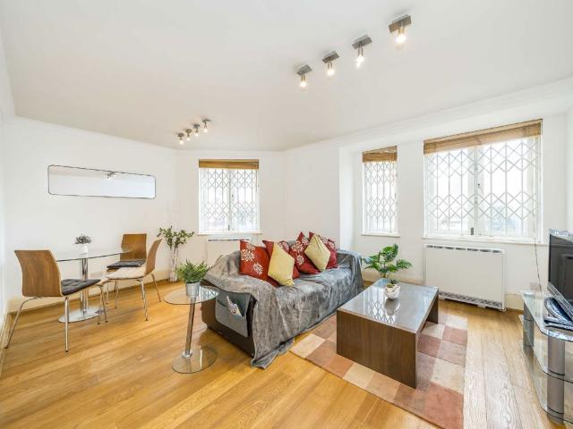 Moscow Road, Notting Hill W2, 2 bed flat to rent, £3,500 pcm | PrimeLocation