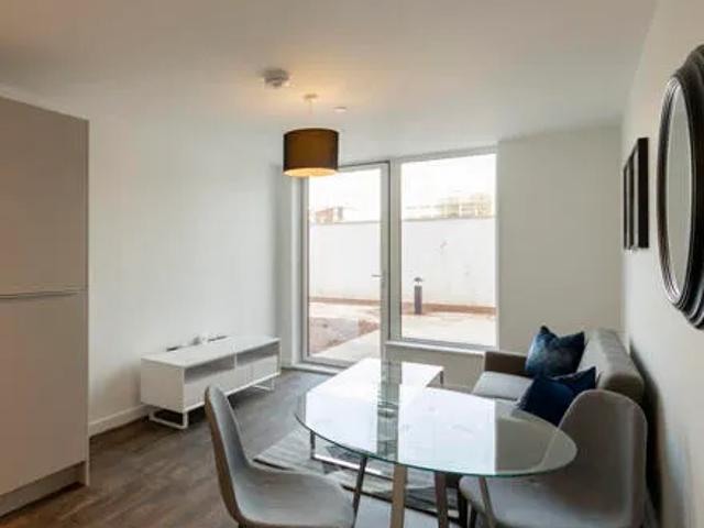 Moseley Gardens, Birmingham, West Midlands, B12 | Room for rent #165230645 | Rentberry