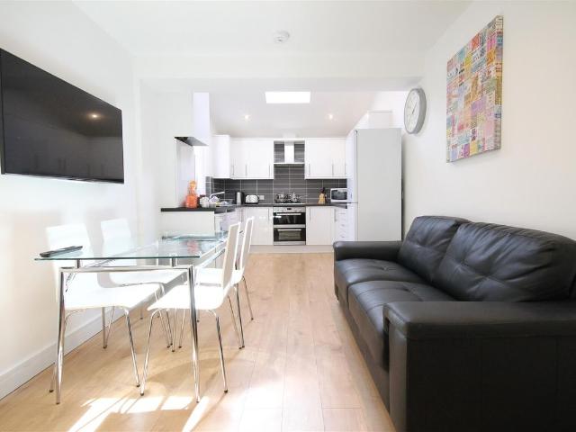 Moseley Road, Fallowfield M14, 6 bed terraced house to rent, £3,389 pcm | PrimeLocation
