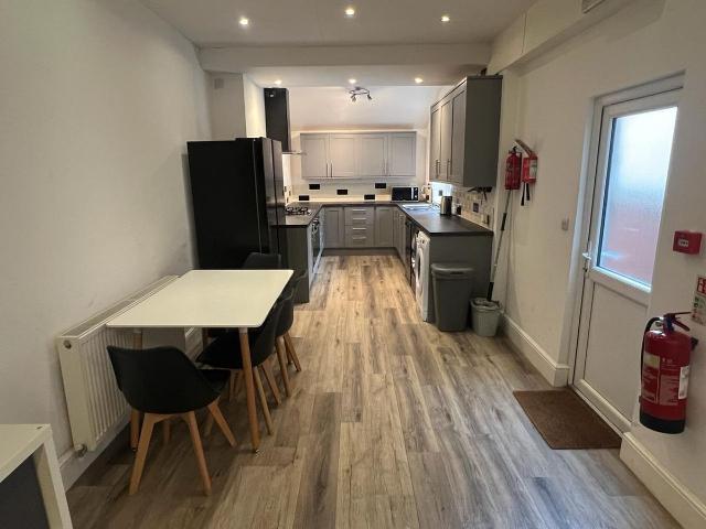 Moseley Road, Fallowfield, Manchester M14, 6 bed terraced house to rent, £3,900 pcm | PrimeLocation