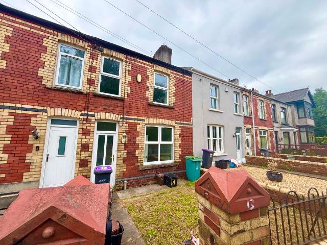 Moseley Terrace, Pontrhydyrun NP44, 3 bed terraced house to rent, £975 pcm | PrimeLocation