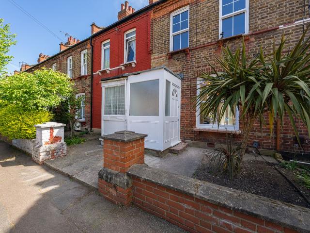 Moselle Avenue, London N22, 2 bed terraced house to rent, £2,095 pcm | PrimeLocation