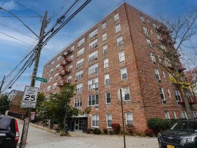 Mosholu Ave Apt 2e