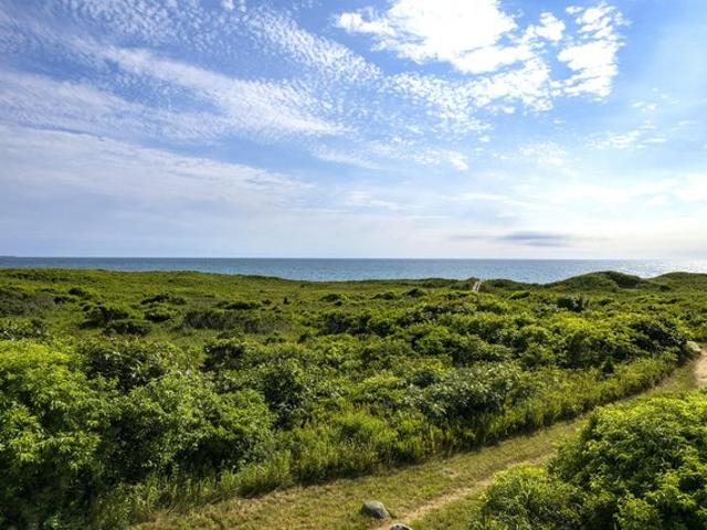Moshup Trl, Aquinnah, MA 02535