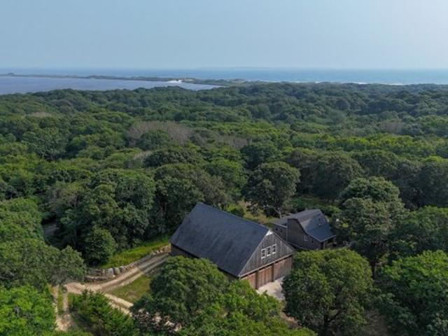 Moshup Trl, Aquinnah, Home For Sale