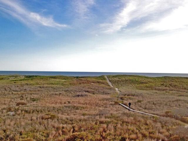 Moshup Trl, Aquinnah, Plot For Sale