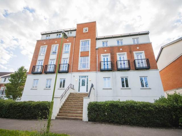 Mosquito Way, Hatfield, Hertfordshire AL10, 3 bed flat to rent, £1,650 pcm | PrimeLocation