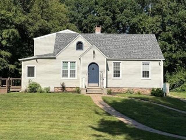 Moss Farms Rd, Cheshire, Home For Sale