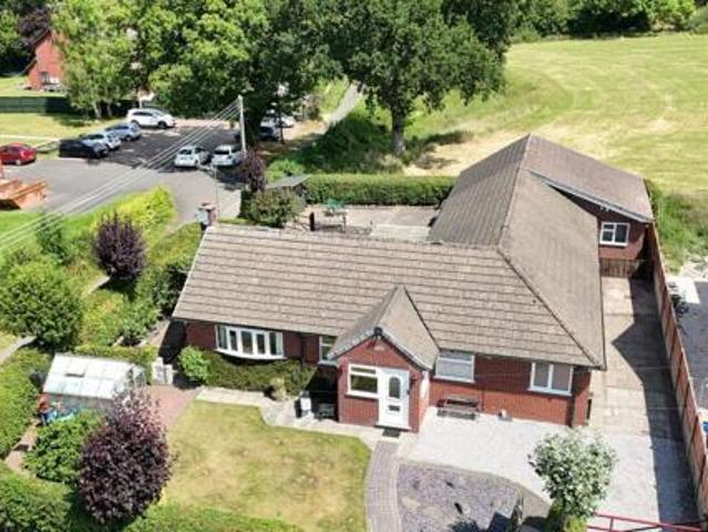 Moss Lane, Cheadle, 5 Bedroom Detached