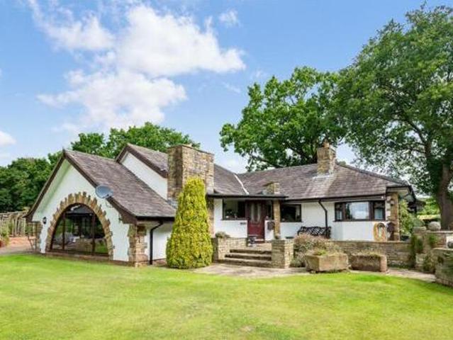 Moss Lane, Manley, 4 Bedroom Detached