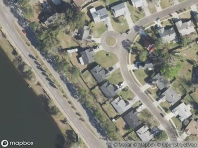 Moss Pointe Trl W