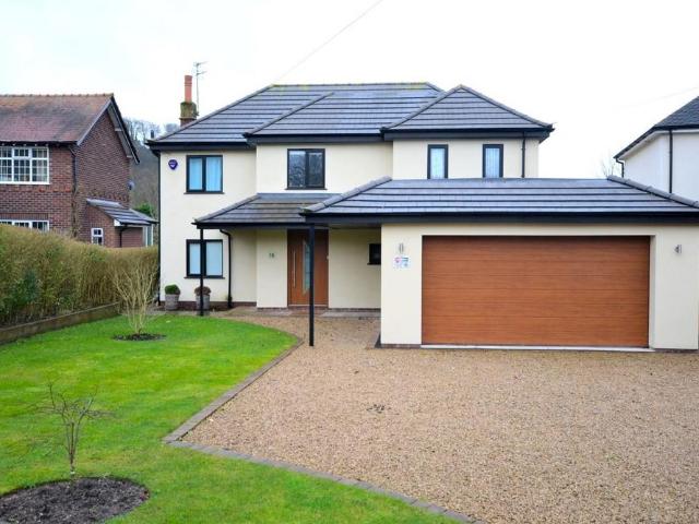 Moss Road, Alderley Edge 4 bed detached house to rent £4,000 pcm £923 pw