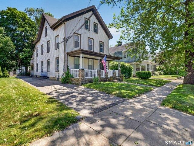 Moss St, Stonington, Home For Sale