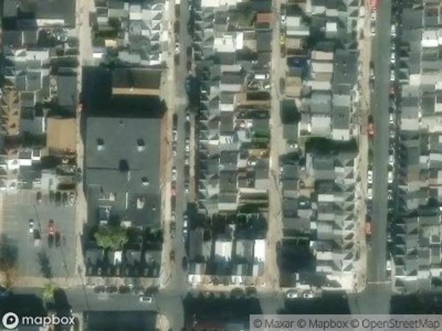 Moss St