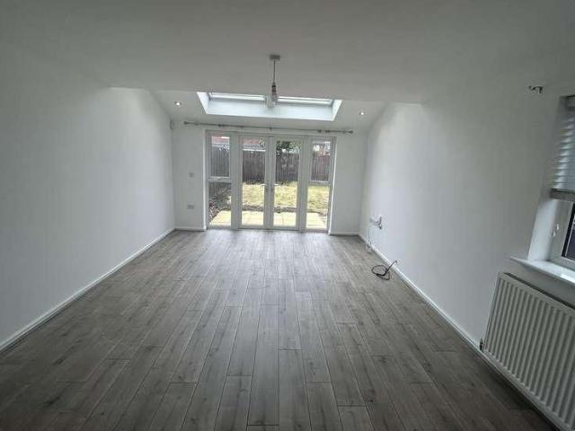 Mossborough Drive, Liverpool, L33