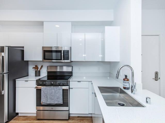 Mossdale Landing Apartments
