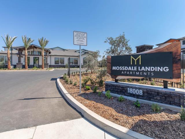 Mossdale Landing Apartments