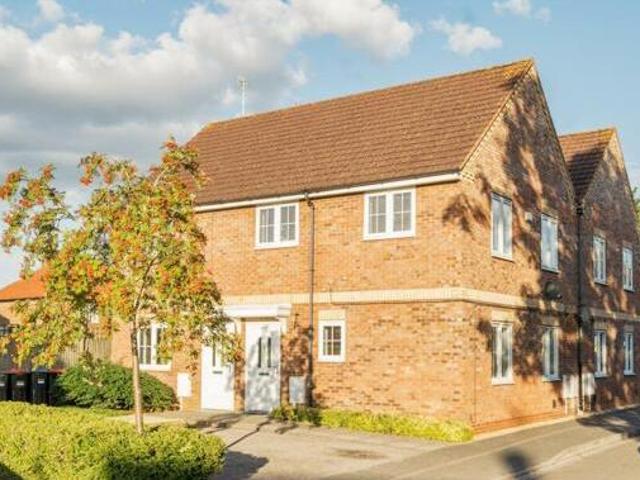 Mossmans Close, Bletchley, 2 Bedroom Flat