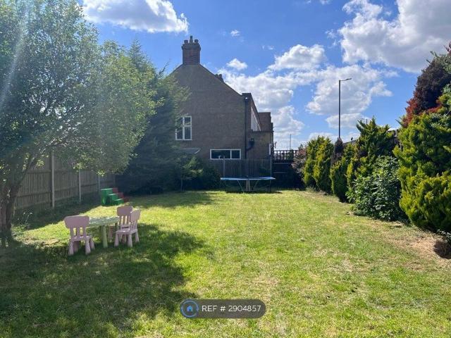 Mossville Gardens, Morden SM4, 5 bed semi detached house to rent, £3,500 pcm | PrimeLocation