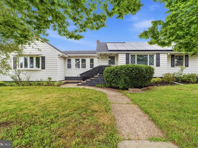 Mott Ave, Burlington, Home For Sale