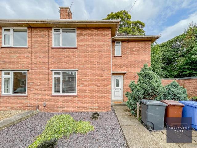 Mottram Close, Norwich NR5 4 bed private hall to rent £1,550 pcm £358 pw