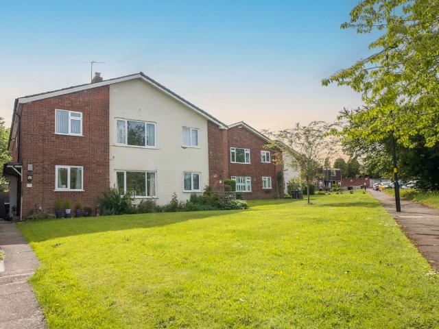 Mottrams Close, Sutton Coldfield B72, 2 bed maisonette to rent, £1,050 pcm | PrimeLocation