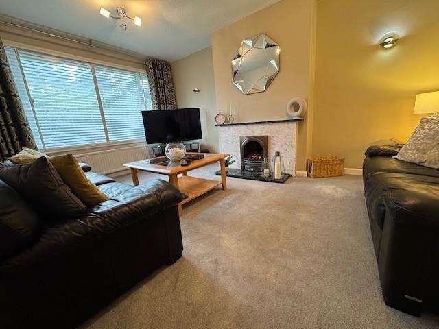 Motcombe Farm Road, Heald Green, Cheadle, SK8