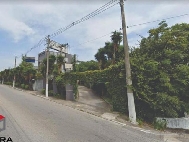 Motel com amplo terreno Bairro Demarchi
