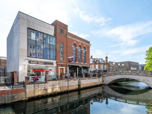 Moulsham Street, Chelmsford, Essex CM2, 1 bed flat to rent, £1,300 pcm | PrimeLocation
