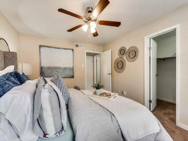 Mount Vernon 2 Bedroom Apartment for Rent at 1020 Scotland Dr, Desoto, TX 75115