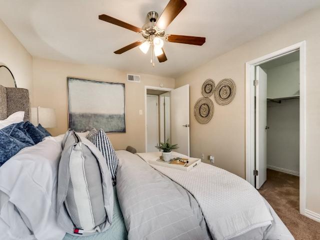 Mount Vernon 2 Bedroom Apartment for Rent at 1020 Scotland Dr, Desoto, TX 75115