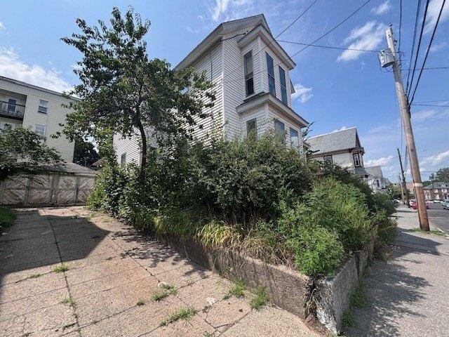 Mount Vernon St, Lowell, Home For Sale