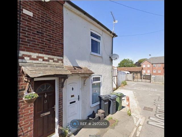 Mount View, Eastleigh SO50, 2 bed terraced house to rent, £1,200 pcm | PrimeLocation