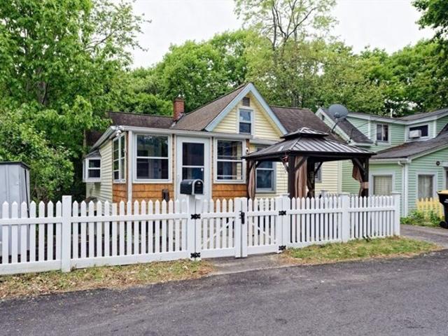 Mount Wayte Ave, Framingham, Home For Sale