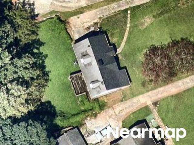 Mount Airy Dr SW