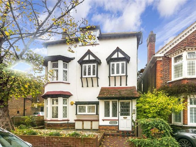 Mount Ararat Road, Richmond, TW10 2 bed apartment to rent £1,950 pcm £450 pw