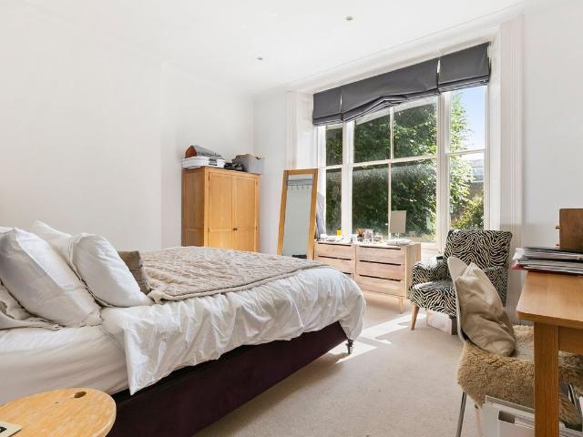Mount Ararat Road, Richmond TW10, 2 bed flat to rent, £3,250 pcm | PrimeLocation